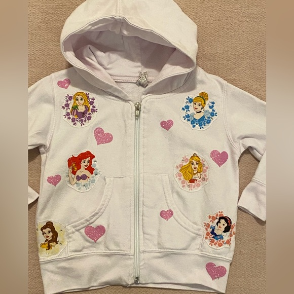 Tee-Hee | Shirts & Tops | Rare Teehee Girls Disney Princess Sweatshirt ...